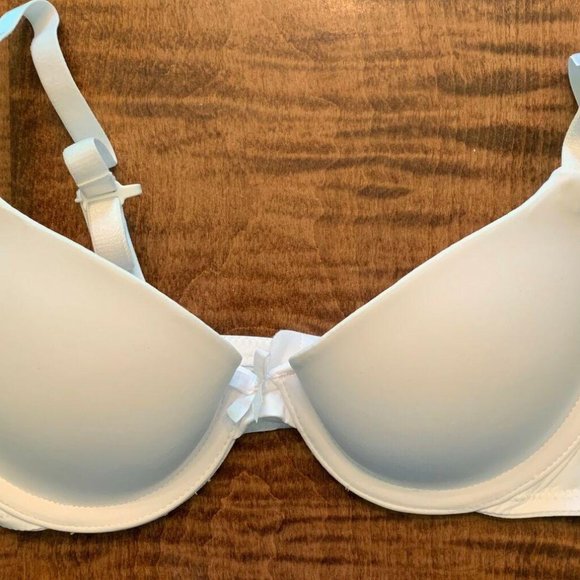 Auden | Intimates & Sleepwear | Lightlylined Demi Tshirt Bra White 32aa ...